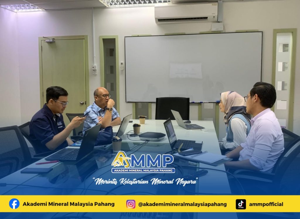 Perbincangan Sistem Mycredential bersama UMPSA Advanced dan Akademi ...